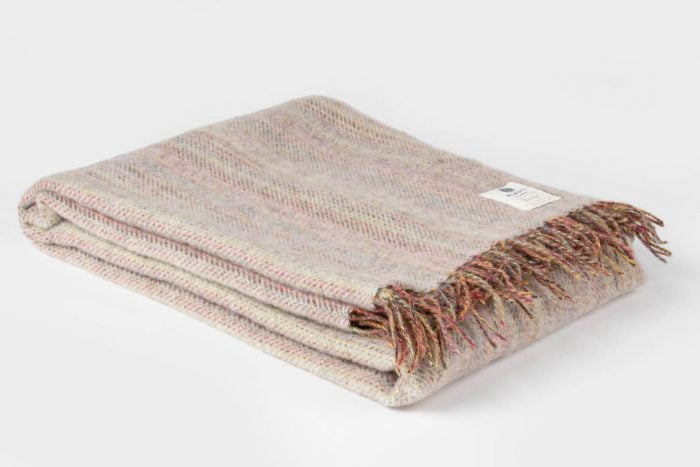 Wollen dekens & plaids kopen? Ruim aanbod | Dekentje.nl